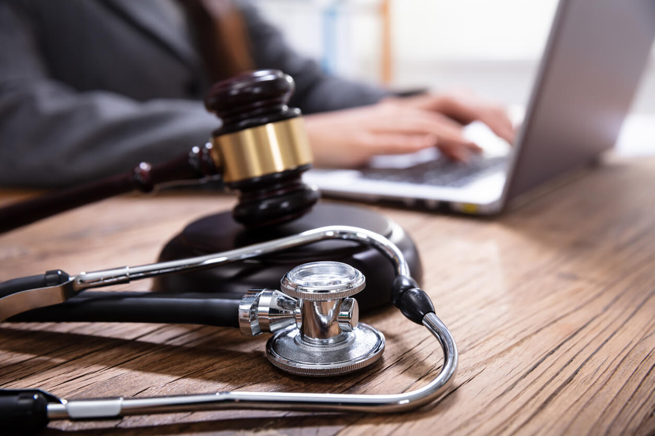 Medical Malpractice Lawsuits: Legal Process and Compensation ...